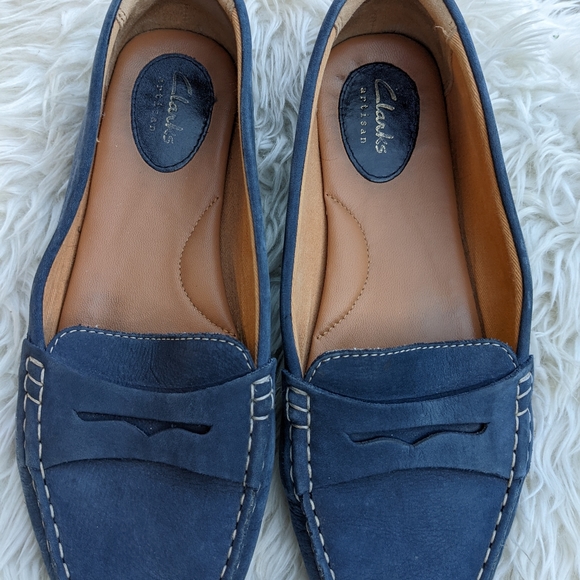 Clarks | Shoes | Clarks Artisan Navy Blue Leather Loafers Size 75w ...